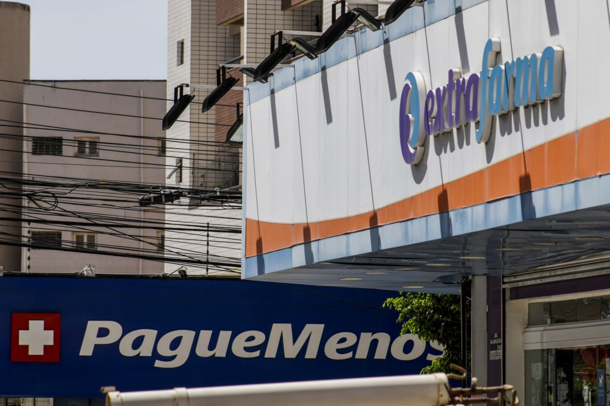 Com a compra da Extrafarma, Pague Menos será 2ª maior rede de farmácias ...