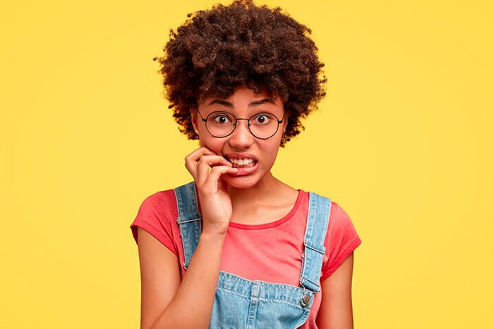Como parar de roer unhas? Confira 7 dicas